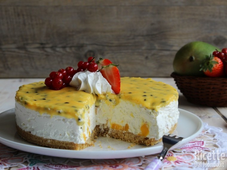 Cheesecake al mango, senza cottura | RicetteDalMondo.it