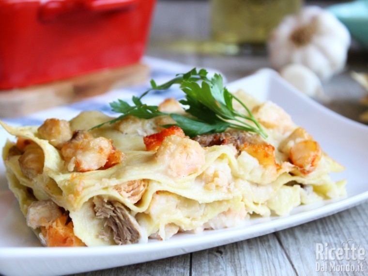 Lasagne di pesce in bianco al forno | RicetteDalMondo.it