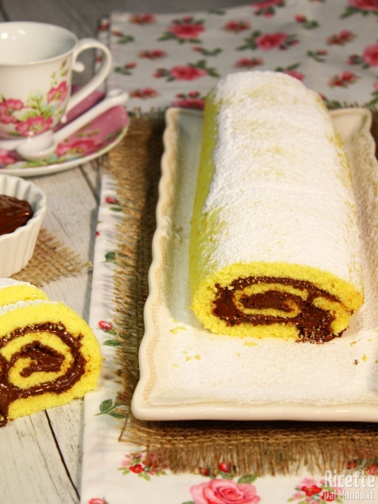 Rotolo alla Nutella soffice e semplice | RicetteDalMondo